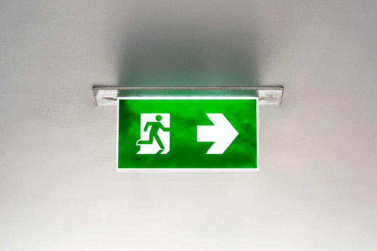 Emergency Exit Sign & Lighting Requirements in Ontario